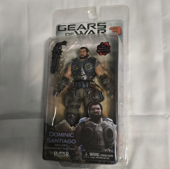 Neca | Accessories | Neca Dominic Santiago Gears Of War 3 Action Figure ...